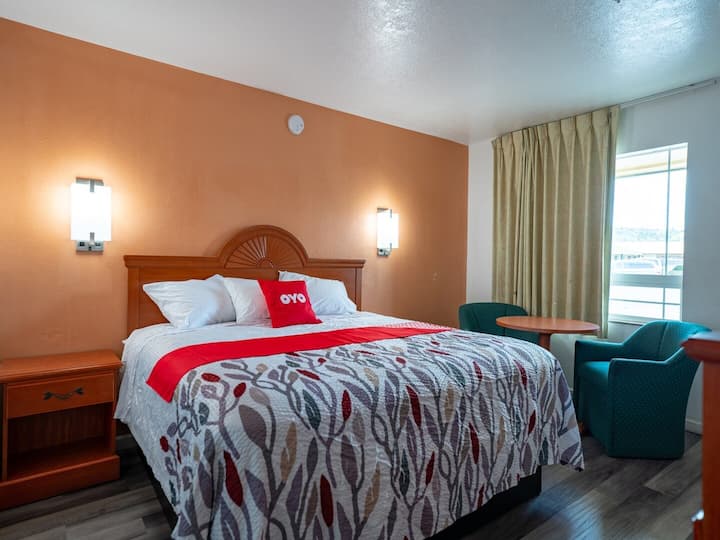 Lit Queen | Non-fumeur - Madras, OR