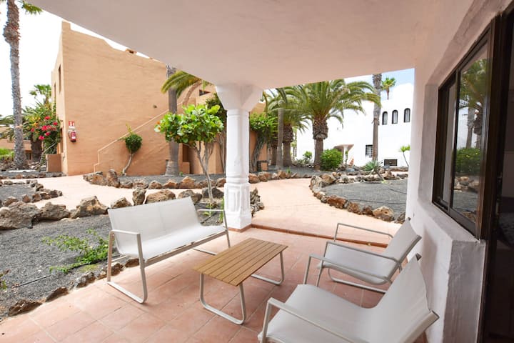 Book Jet - Oasis Corralejo Lupita - Corralejo
