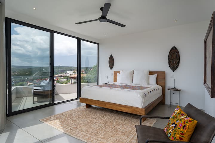 Casa Altamira: Stylish 1br W/ City Views In Centro - San Miguel de Allende