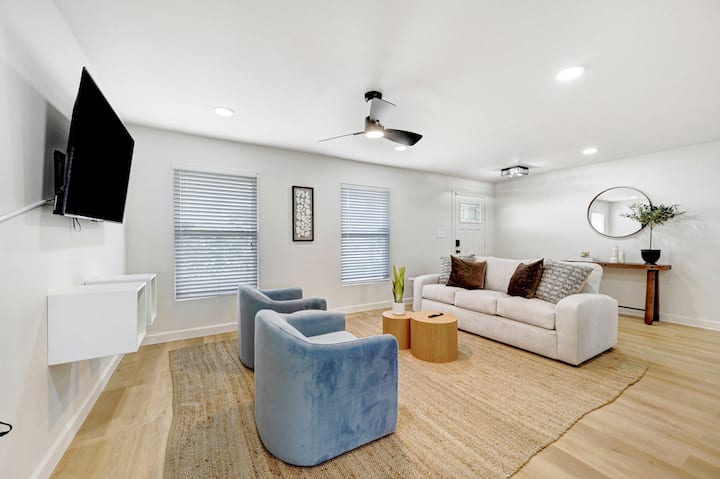 Anchor14 | Coastal Getaway On Merritt Island - Cocoa Beach, FL