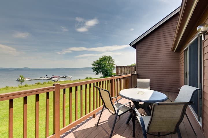 Mtn Views & Pool Access: Lake Memphremagog Condo! - Derby, VT