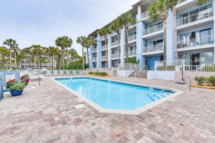 Steps To Beach, Heated Pool Steps From Condo! - Blue Mountain Beach, Santa Rosa Beach
