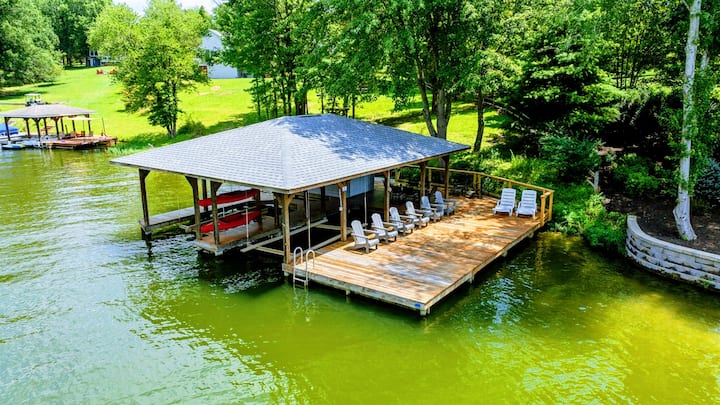 7br Lakefront Lake Anna Blue Sails - Waterfront - Lake Anna State Park, Spotsylvania Courthouse