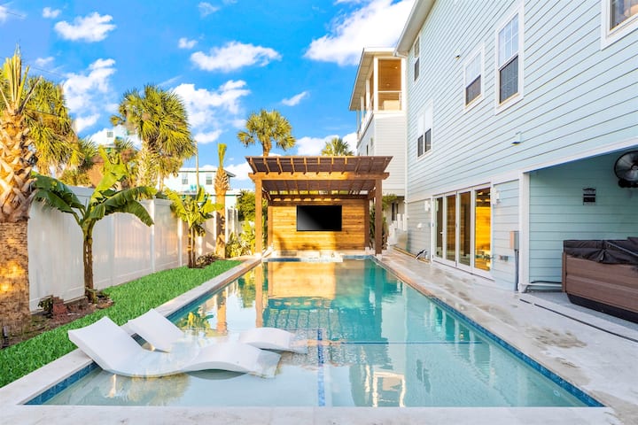 Tiki On 12 Rooftop | Ocean | Pool | Hottub | Eleva - St. Augustine Beach, FL