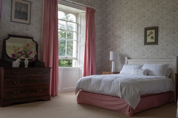 Signal Light Suite - Tipperary