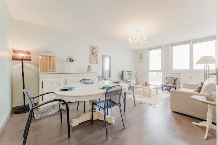 Appartement Lumineux 2 Chambres Avec Parking - Lille