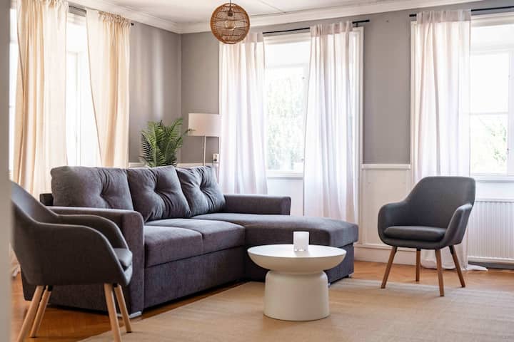 Central Located Apartment In Middle Of Visby - 비스뷔