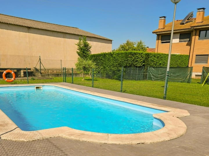Casa Entre Viñas, Jardin Privado Y Piscina Comun - Nájera