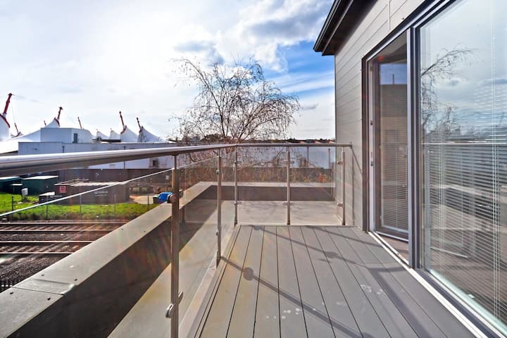 2br Apartment | Near Ashford Town | Park & Balcony - Kent