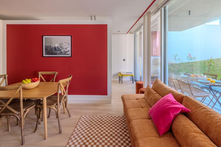 Martinho's Flat By House And People - Braga