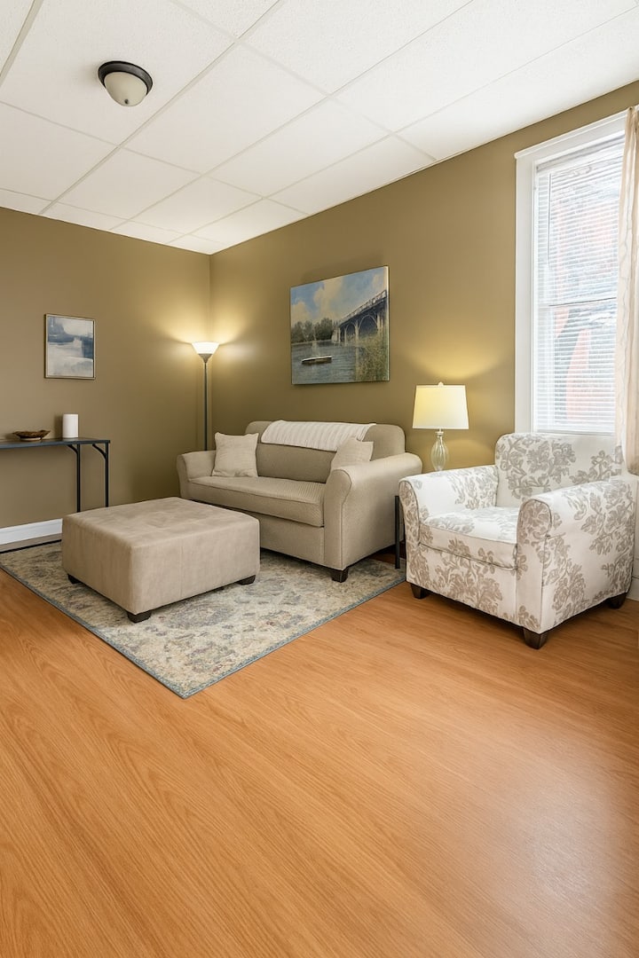 Cozy 2br Apartment In The Heart Of Morgantown-wvu - モーガンタウン, WV