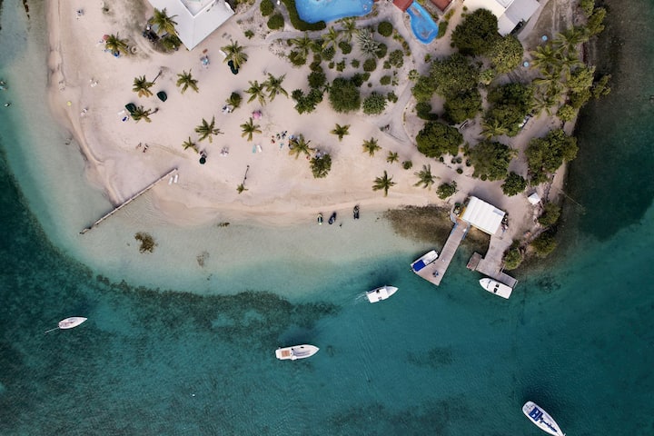 Ocean Breezes And Easy Island Access - U.S. Virgin Islands