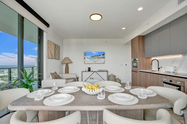 Elevated Beach Living | 16th Floor 3br Retreat - Miami Beach, FL