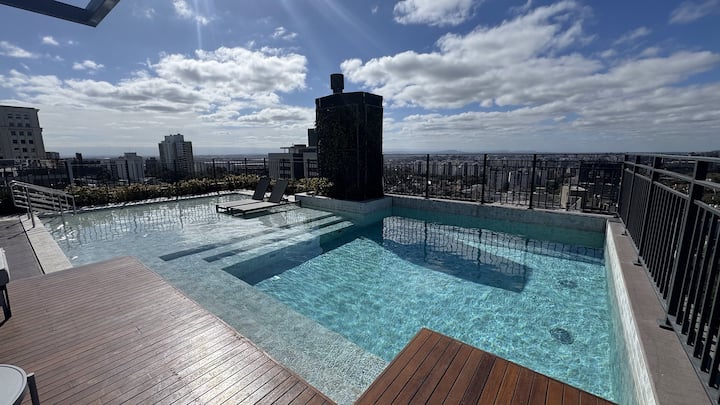 Apto Com Excelente Localização No Go Carlos Gomes - Porto Alegre