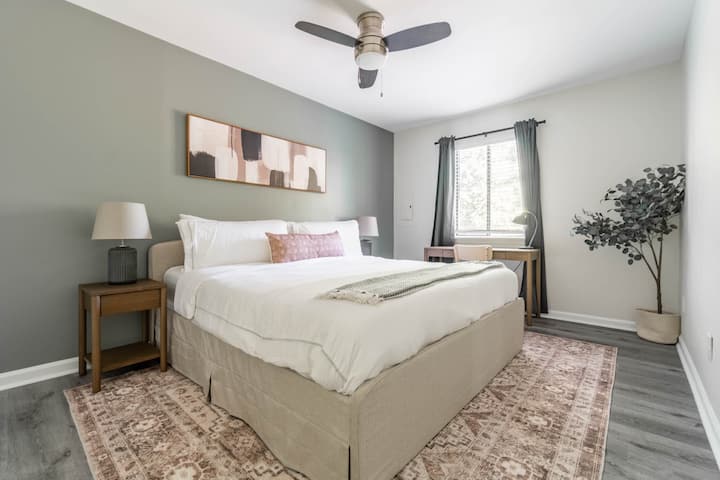 The Vibe On Durham V • 8782 - Durham, NC