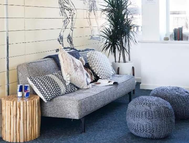 4 Inviting Rooms | Kitchen | Rooftop | Breakfast - Venice Beach, CA