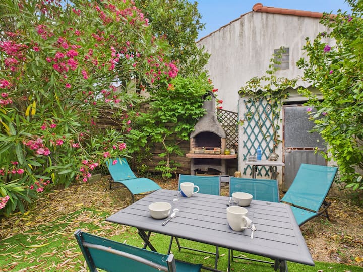 200m De La Plage, Jardin, 2 Adultes 2 Enfants - Saint-Gilles-Croix-de-Vie