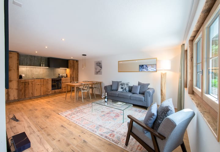 Chalet Ledihus Garden Apartment - Lauterbrunnen