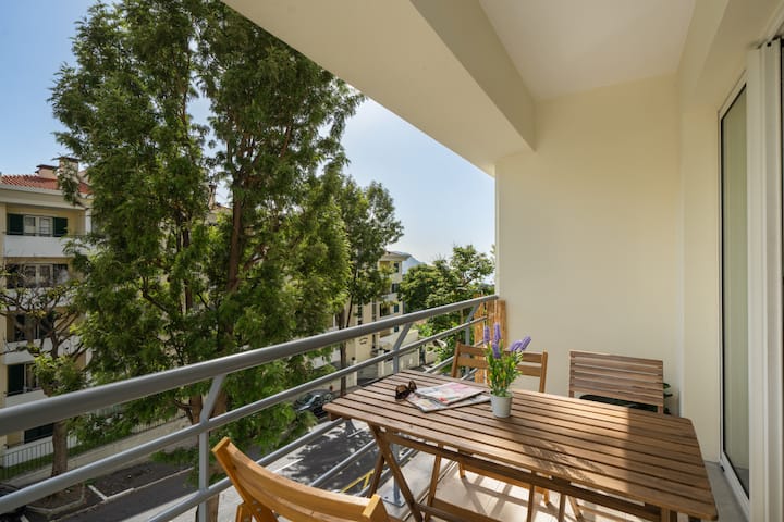 Close To All Facilities | Madalena Living Apt - Madeira
