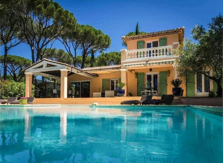 Villa With Infinity Pool Near Saint Tropez - Les Arcs