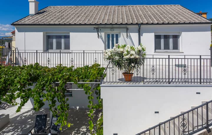 Villa Aristea Crikvenica By Villas Guide - Rijeka