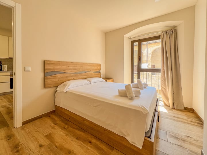 Can Cintet 1-2 - Appartement Double A Besalú - Besalú