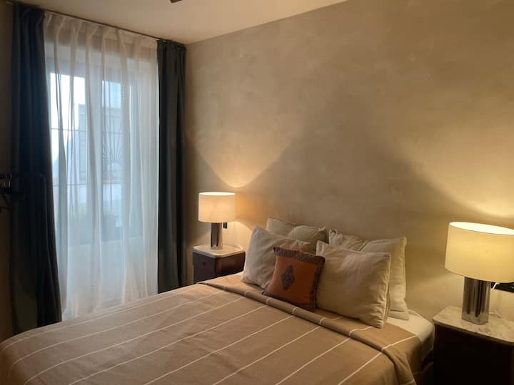 King Room With Disability Access - Room 1 - Caldes d'Estrac