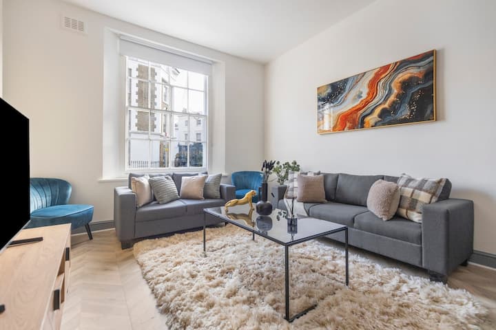 Nw1• Group-friendly Flat • 8br • Best Location! - London