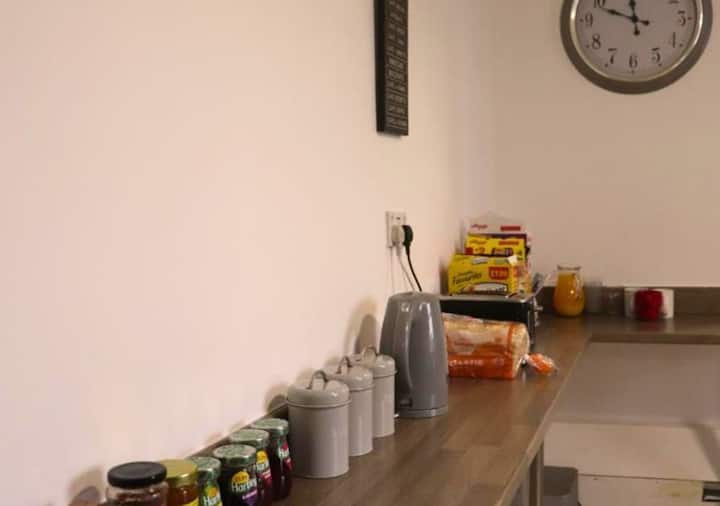 Kop View 4 | Steps To Anfield, Sleeps 4 Ensuite - イギリス リバプール