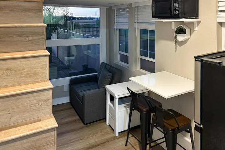 0br Tiny Home W/ Shared Pool, & Hot Tub Access - Menifee, CA