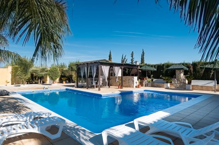 Villa Oasis - Lora del Río