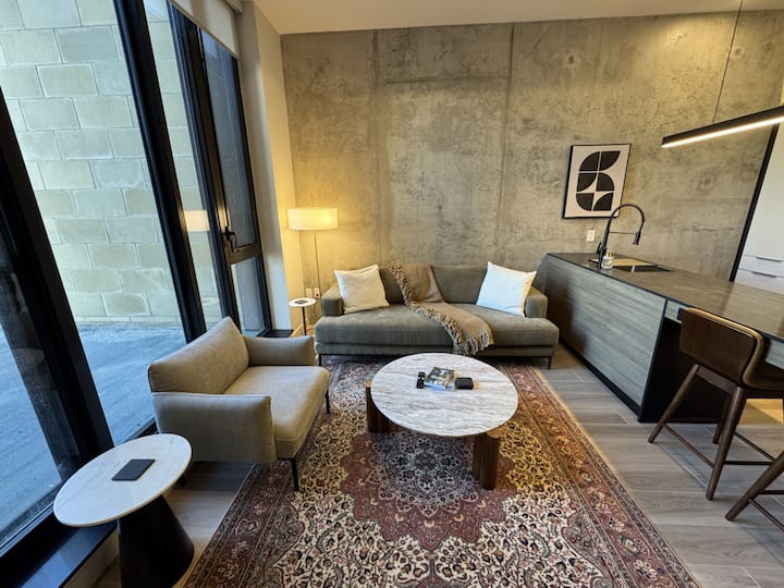 *New Elegant 1b/1b Downtown Halifax - Halifax, NS, Canada