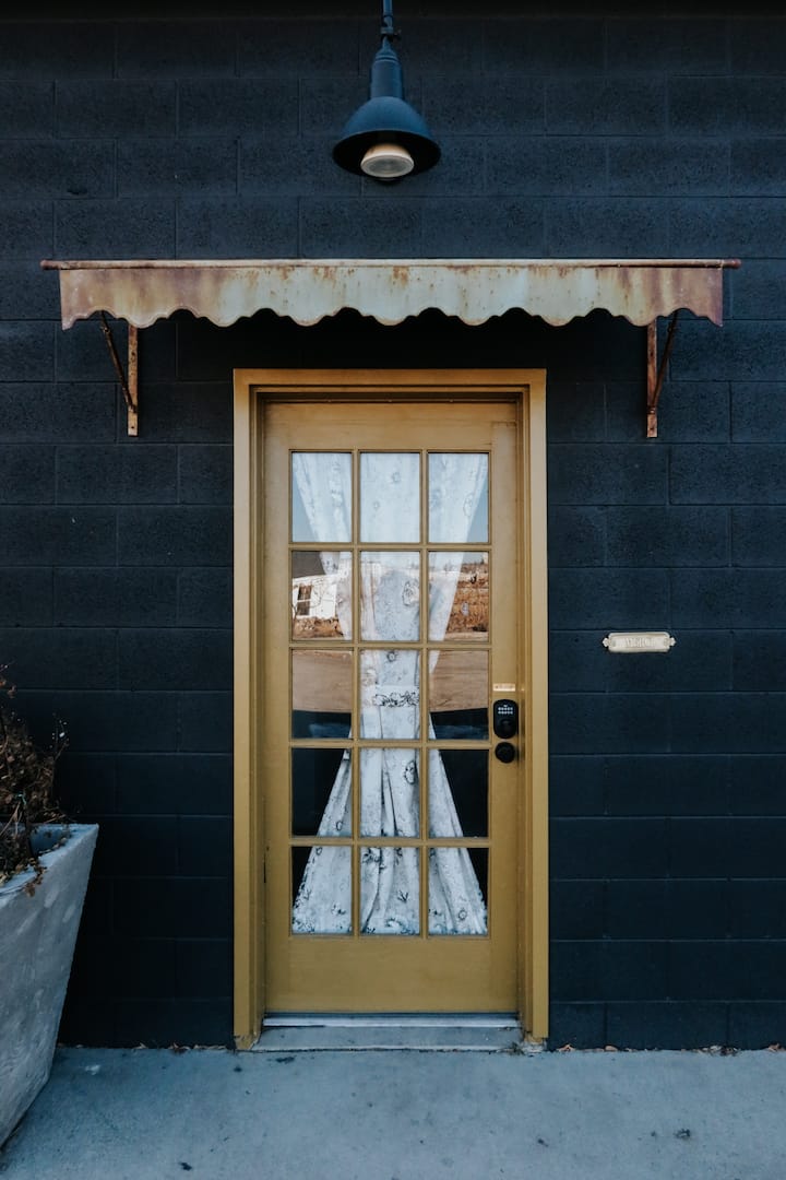 The Moon House - An Old World Bungalow - South Jordan, UT