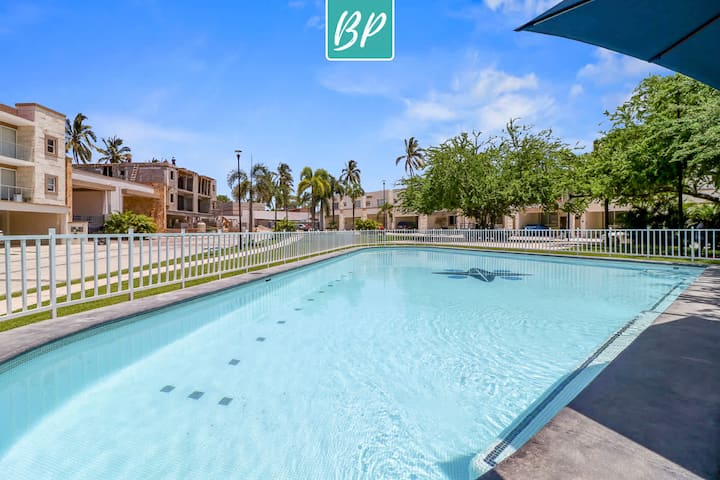 3br Home Near Beach W/ Pool & Parking: Las Villas - Bucerías