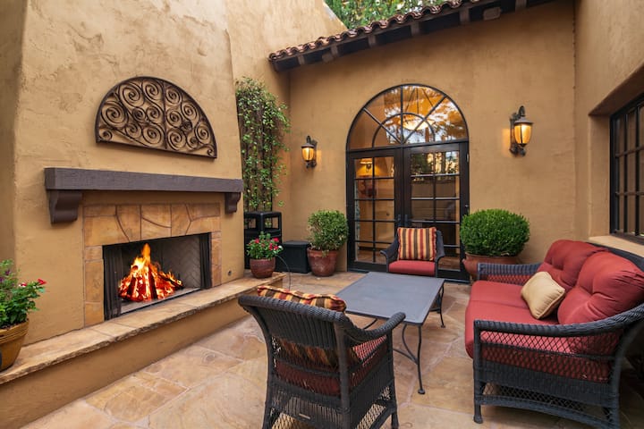 Villa D’vaquero - Walk To Uptown - 5br Luxury Home - Munds Park, AZ