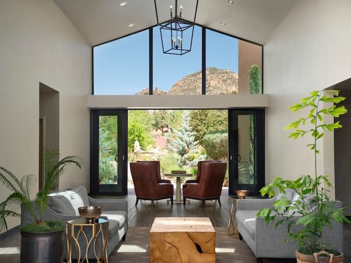 Explore Sedona From Your Mountain View Room - Sedona, AZ