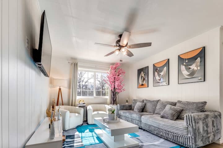 Walk To Sfa – Quiet, Remodeled 2br W/ Fast Wi-fi, - Nacogdoches, TX