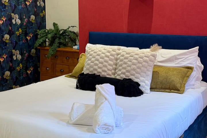 1 Bed Flat - Sleeps 5 - Pet Friendly - Parking - South Shields