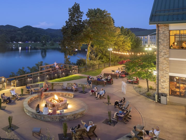 Pres Suite | 2br+2ba+kit | No Hidden Fees - West Virginia