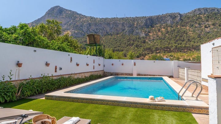 La Fuente Alta Cuevas De San Marcos By Ruralidays - Iznájar