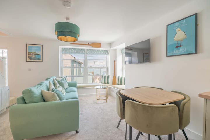 Mermaid's Apartment By Ty Annie Holidays - New Quay