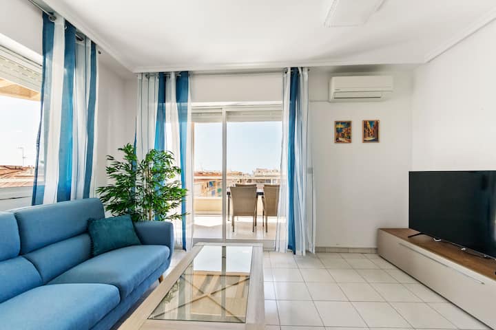 Three-bedroom Penthouse In The Heart Of The City - Torrevieja