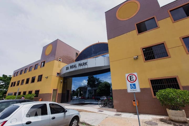 Flat Charmoso E Tranquilo Com Garagem Privativa - Brasília