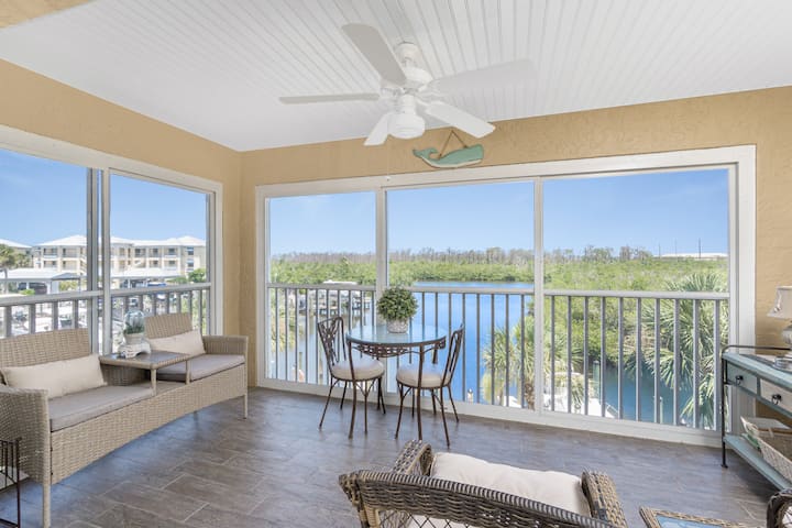 Oyster Creek Oasis Condo - Englewood, FL