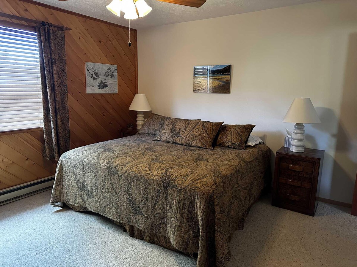 Buttercup Cabin – Tlcr32 - Blockhütten zur Miete in Lake City, Colorado ...