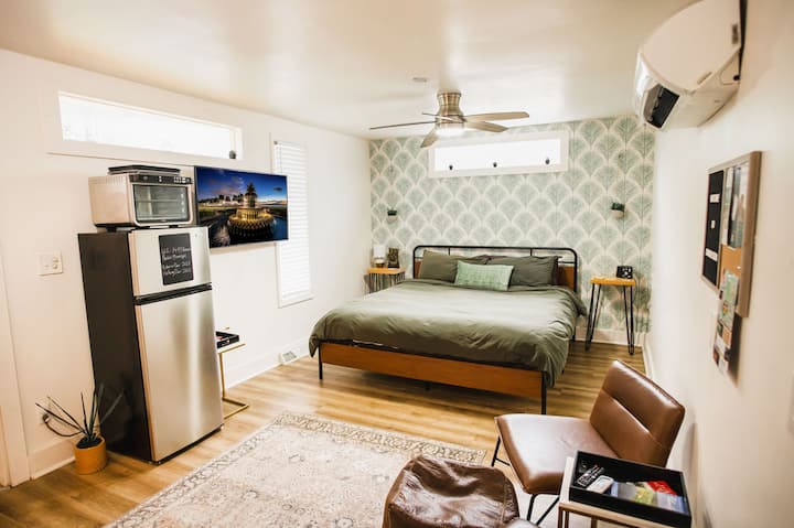 The Fountain Flat - Cute & Cozy Studio On Remount - North Charleston