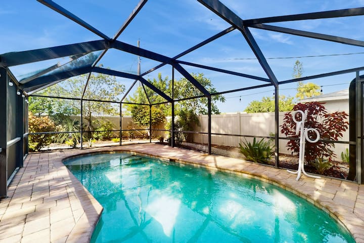 2br Pool Home, Close To Beaches, Wifi, Wd, Ac - Naples Park, FL