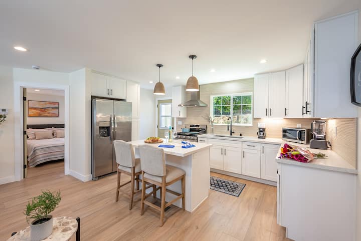 *New La Mesa Escape – House & Studio Getaway - La Mesa, CA