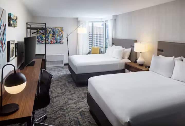 Steps To Metro | Free Shuttle + Pet Friendly & Gym - Maryland
