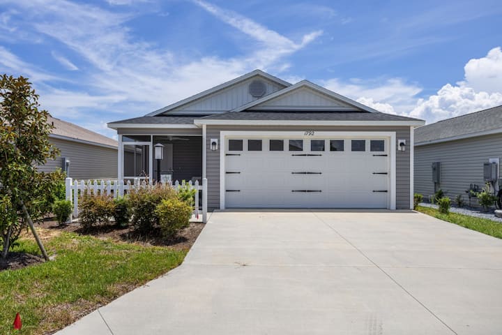 Phifer’s Paradise Cozy Cottage (Newell) - Leesburg, FL